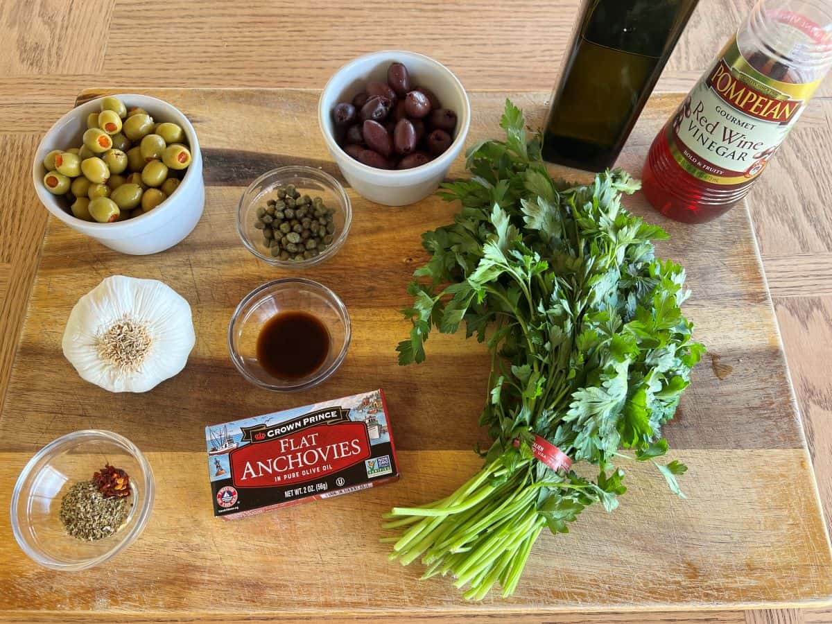 Easy 10-Minute Olive Tapenade Appetizer Recipe - Entertaining the RV Life